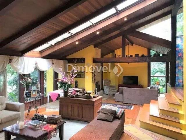 Casa / Sobrado para Venda em Porto Alegre/RS Espírito Santo 7 Quartos