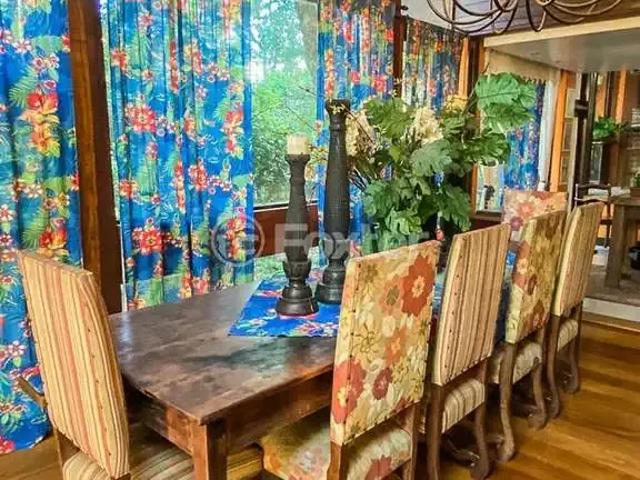 Casa / Sobrado para Venda em Porto Alegre/RS Espírito Santo 7 Quartos