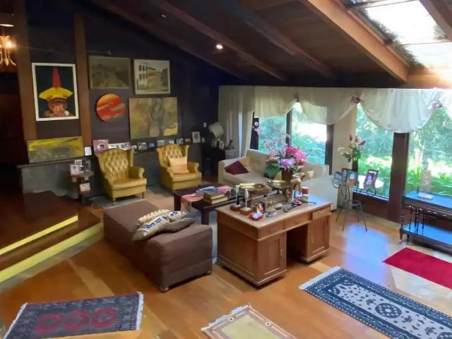 Casa / Sobrado para Venda em Porto Alegre/RS Espírito Santo 7 Quartos