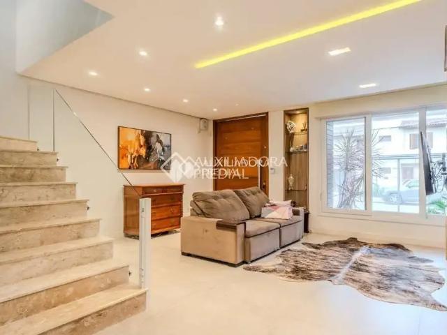 Casa / Sobrado para Venda em Porto Alegre/RS Espírito Santo 3 Quartos