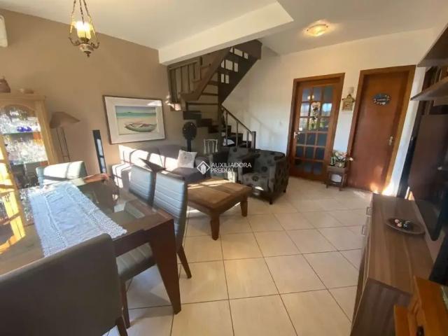 Casa / Sobrado para Venda em Porto Alegre/RS Espírito Santo 3 Quartos