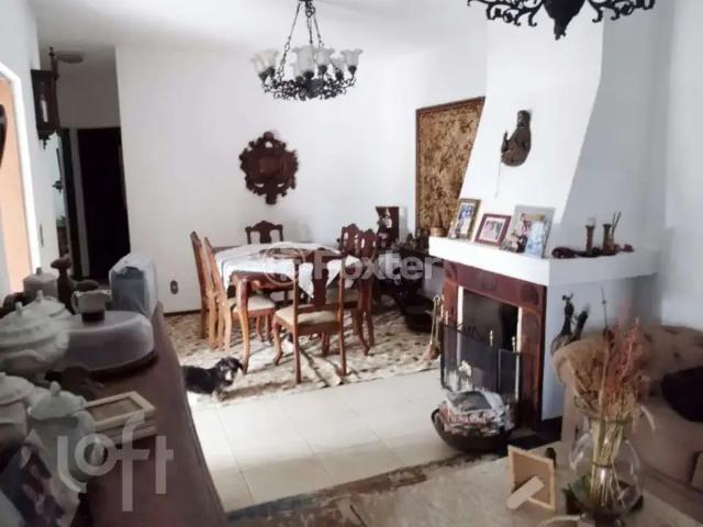 Casa / Sobrado para Venda em Porto Alegre/RS Espírito Santo 3 Quartos