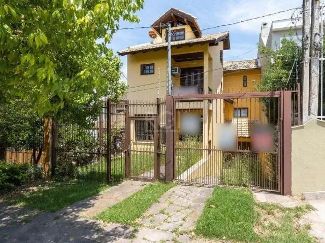 Casa / Sobrado para Venda em Porto Alegre/RS Espírito Santo 3 Quartos