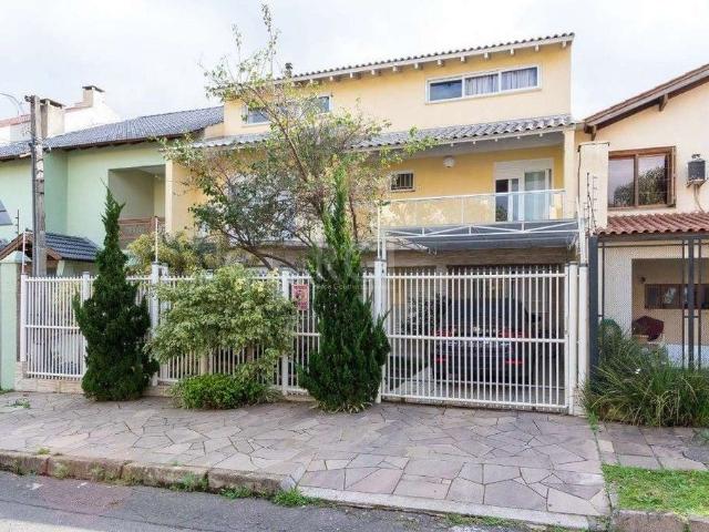 Casa / Sobrado para Venda em Porto Alegre/RS Espírito Santo 3 Quartos