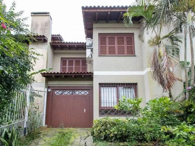 Casa / Sobrado para Venda em Porto Alegre/RS Espírito Santo 3 Quartos