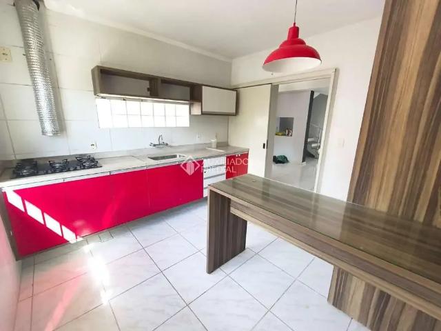 Casa / Sobrado para Venda em Porto Alegre/RS Espírito Santo 3 Quartos