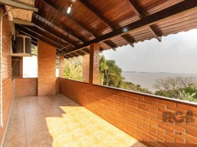 Casa / Sobrado para Venda em Porto Alegre/RS Espírito Santo 3 Quartos