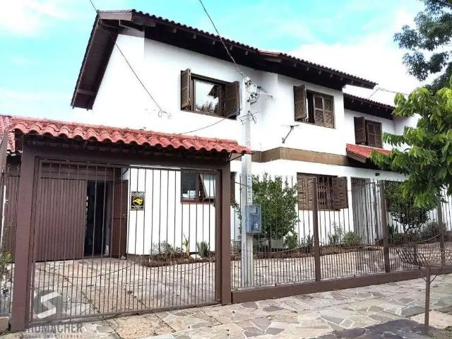 Casa / Sobrado para Venda em Porto Alegre/RS Espírito Santo 3 Quartos