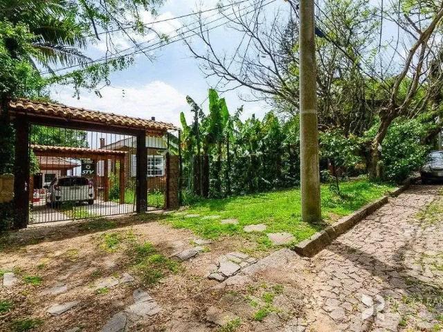Casa / Sobrado para Venda em Porto Alegre/RS Espírito Santo 3 Quartos