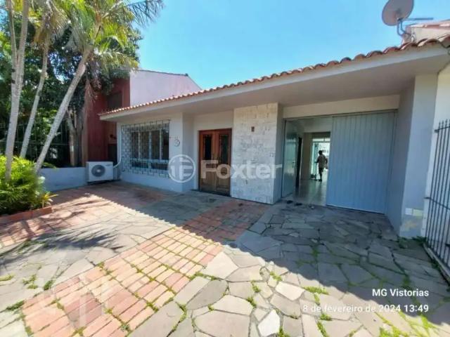 Casa / Sobrado para Venda em Porto Alegre/RS Espírito Santo 3 Quartos