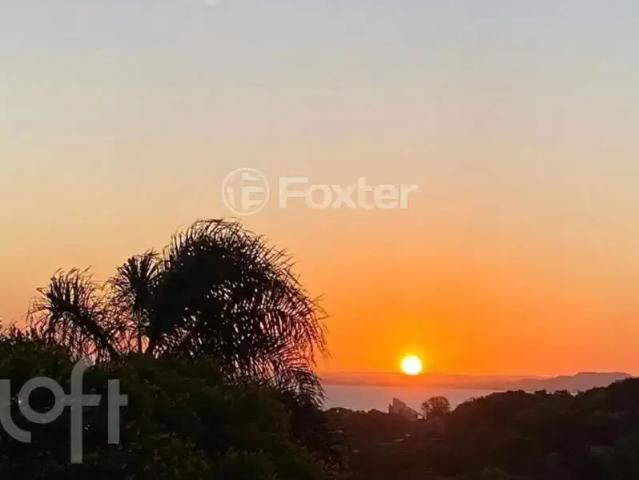 Casa / Sobrado para Venda em Porto Alegre/RS Espírito Santo 3 Quartos