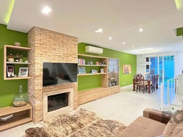 Casa / Sobrado para Venda em Porto Alegre/RS Espírito Santo 3 Quartos