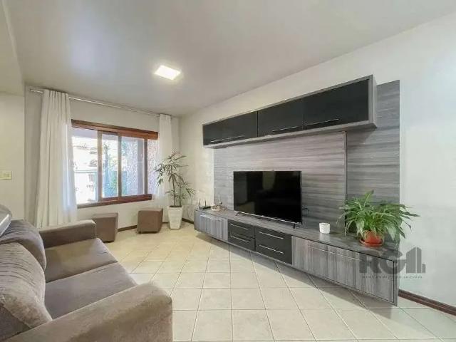 Casa / Sobrado para Venda em Porto Alegre/RS Espírito Santo 3 Quartos
