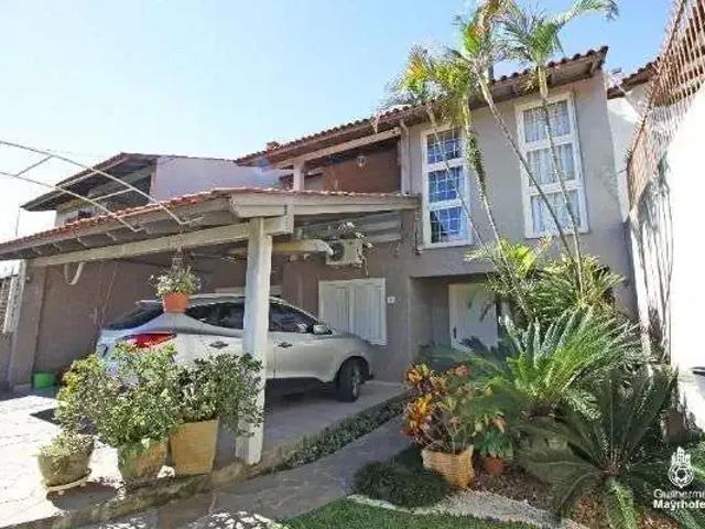 Casa / Sobrado para Venda em Porto Alegre/RS Espírito Santo 3 Quartos