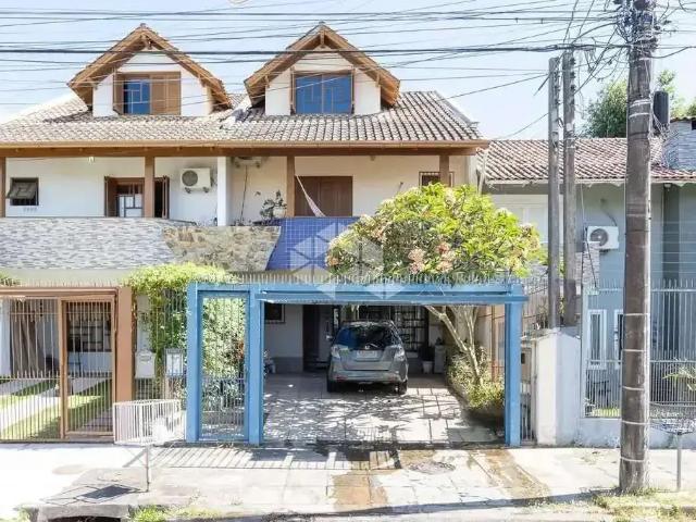 Casa / Sobrado para Venda em Porto Alegre/RS Espírito Santo 3 Quartos