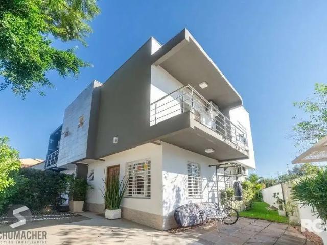 Casa / Sobrado para Venda em Porto Alegre/RS Espírito Santo 3 Quartos