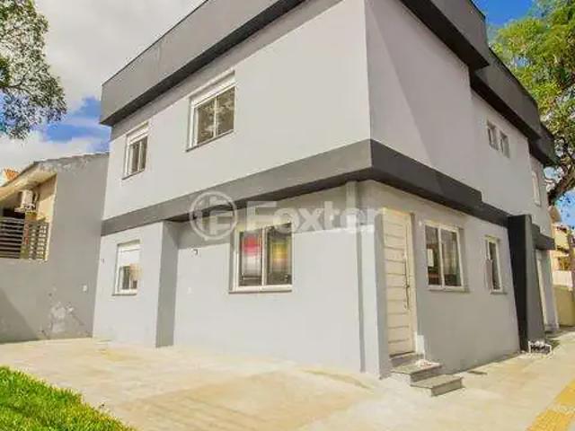 Casa / Sobrado para Venda em Porto Alegre/RS Espírito Santo 3 Quartos