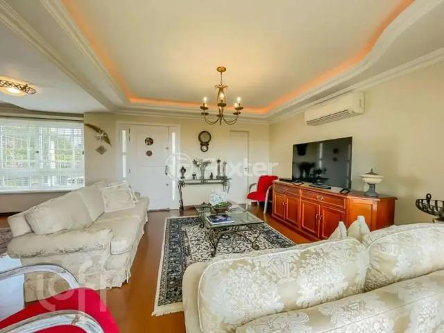 Casa / Sobrado para Venda em Porto Alegre/RS Espírito Santo 3 Quartos