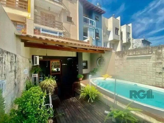 Casa / Sobrado para Venda em Porto Alegre/RS Espírito Santo 3 Quartos