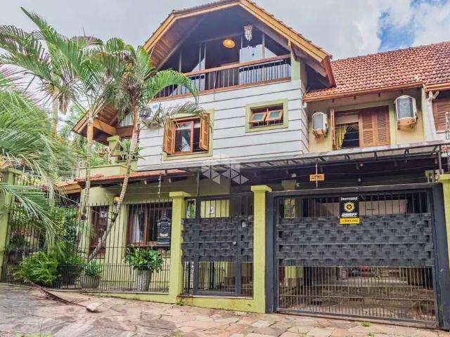 Casa / Sobrado para Venda em Porto Alegre/RS Espírito Santo 3 Quartos
