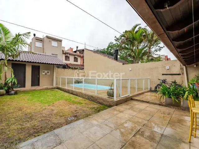 Casa / Sobrado para Venda em Porto Alegre/RS Espírito Santo 3 Quartos