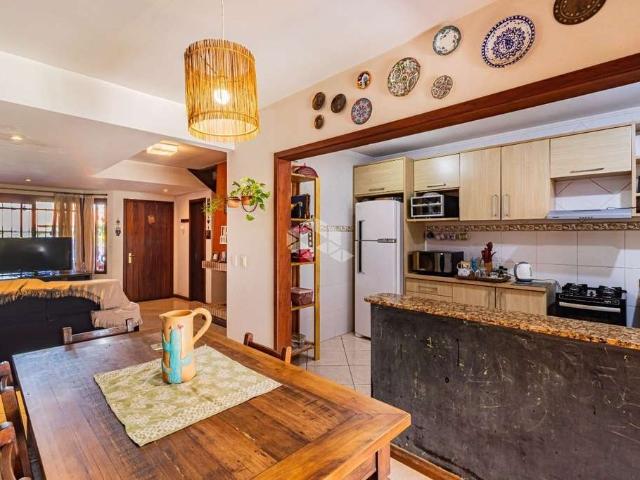 Casa / Sobrado para Venda em Porto Alegre/RS Espírito Santo 3 Quartos
