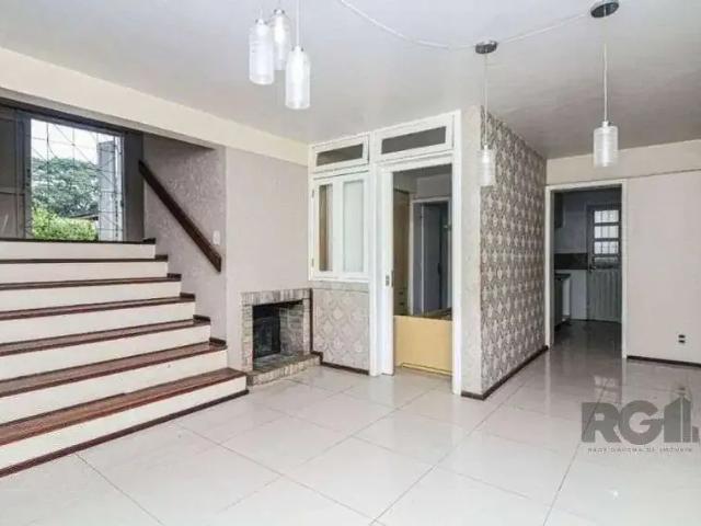 Casa / Sobrado para Venda em Porto Alegre/RS Espírito Santo 3 Quartos