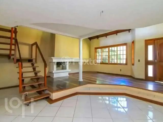 Casa / Sobrado para Venda em Porto Alegre/RS Espírito Santo 3 Quartos