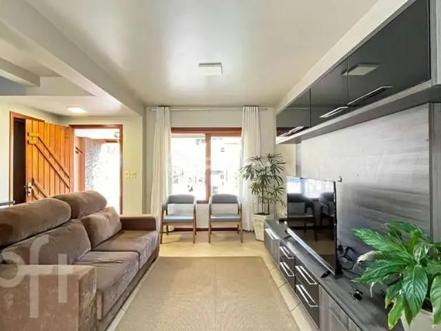 Casa / Sobrado para Venda em Porto Alegre/RS Espírito Santo 3 Quartos