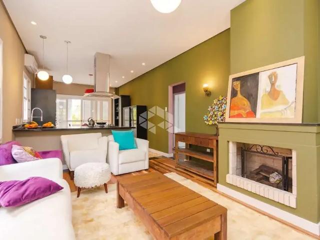 Casa / Sobrado para Venda em Porto Alegre/RS Espírito Santo 3 Quartos