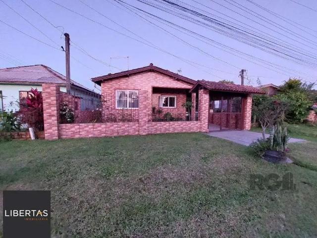 Casa / Sobrado para Venda em Porto Alegre/RS Extrema 3 Quartos