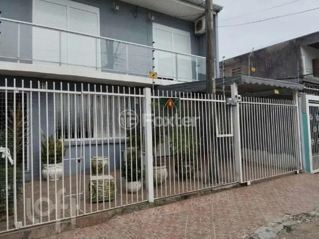 Casa / Sobrado para Venda em Porto Alegre/RS Farrapos 4 Quartos