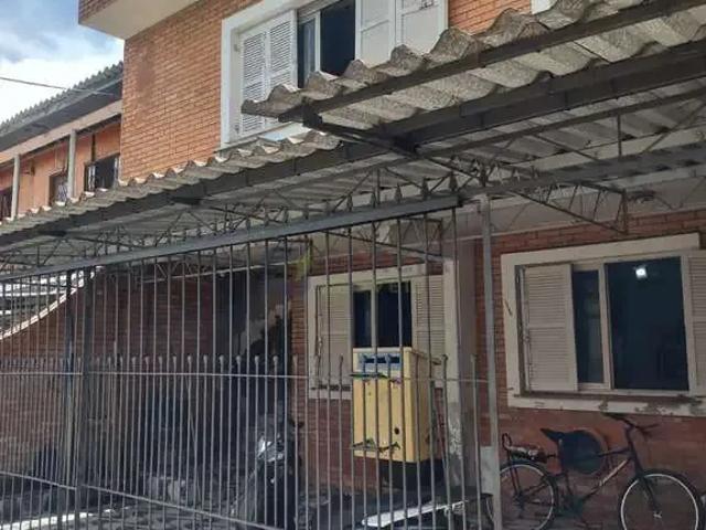 Casa / Sobrado para Venda em Porto Alegre/RS Farrapos 4 Quartos