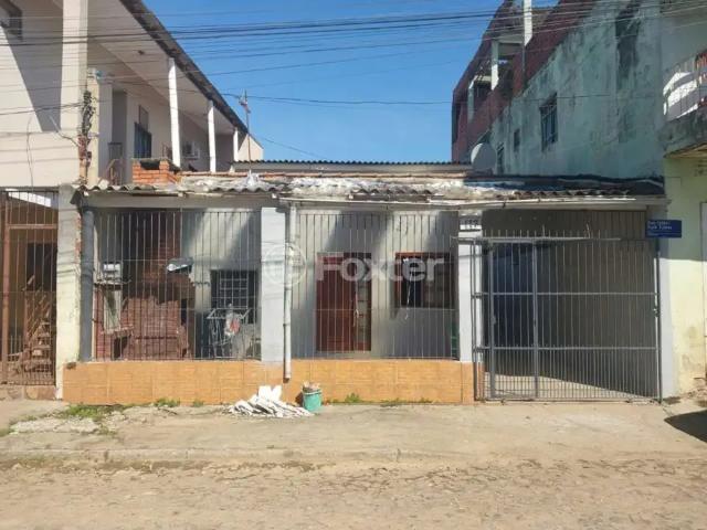 Casa / Sobrado para Venda em Porto Alegre/RS Farrapos 5 Quartos