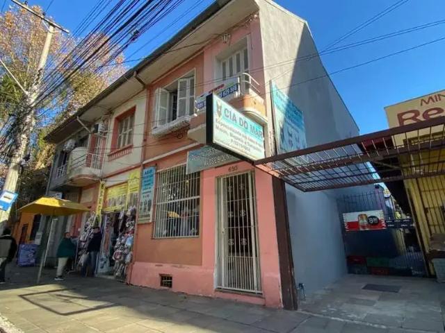 Casa / Sobrado para Venda em Porto Alegre/RS Farroupilha 4 Quartos