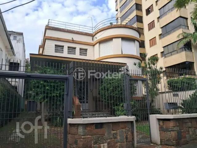Casa / Sobrado para Venda em Porto Alegre/RS Farroupilha 4 Quartos