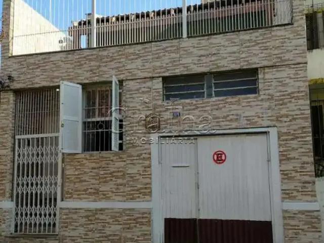 Casa / Sobrado para Venda em Porto Alegre/RS Farroupilha 3 Quartos