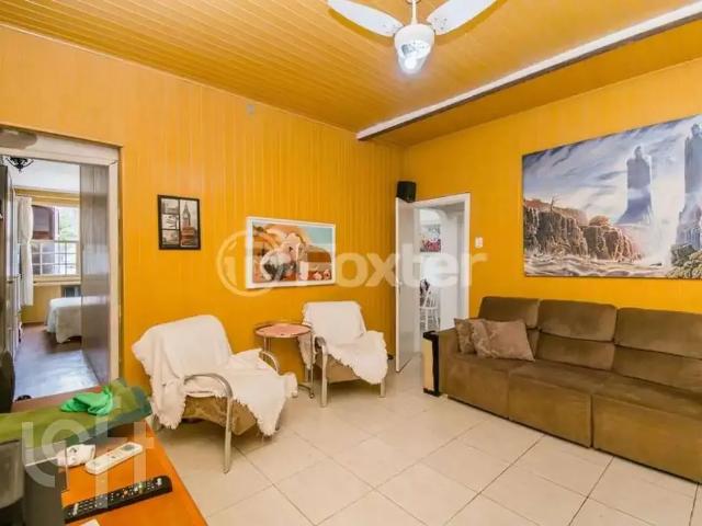 Casa / Sobrado para Venda em Porto Alegre/RS Floresta 4 Quartos