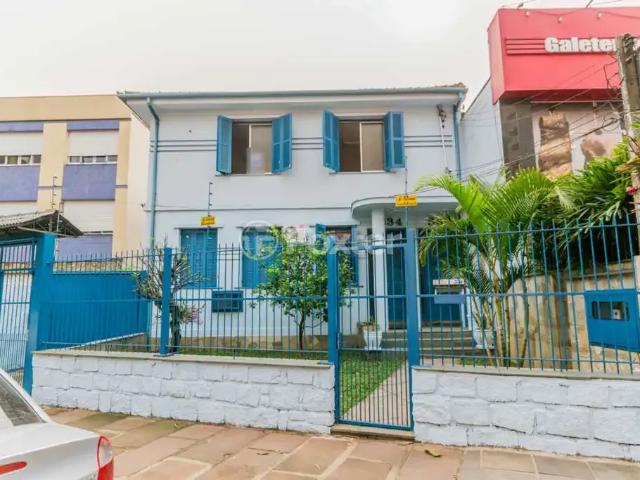 Casa / Sobrado para Venda em Porto Alegre/RS Floresta 4 Quartos