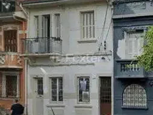 Casa / Sobrado para Venda em Porto Alegre/RS Floresta 5 Quartos