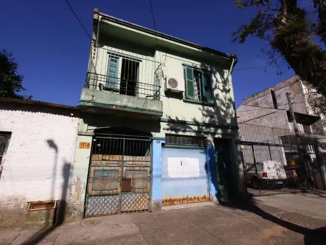 Casa / Sobrado para Venda em Porto Alegre/RS Floresta 11 Quartos