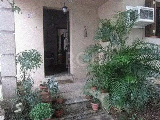 Casa / Sobrado para Venda em Porto Alegre/RS Floresta 1 Quartos