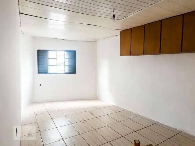 Casa / Sobrado para Venda em Porto Alegre/RS Floresta 2 Quartos