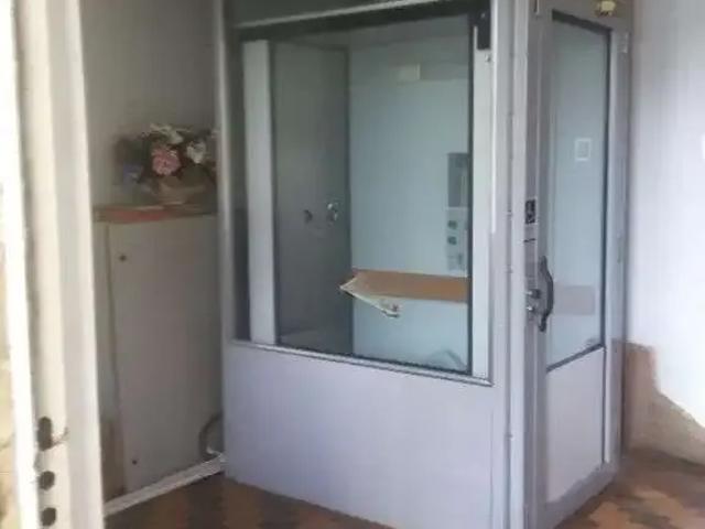 Casa / Sobrado para Venda em Porto Alegre/RS Auxiliadora 2 Quartos