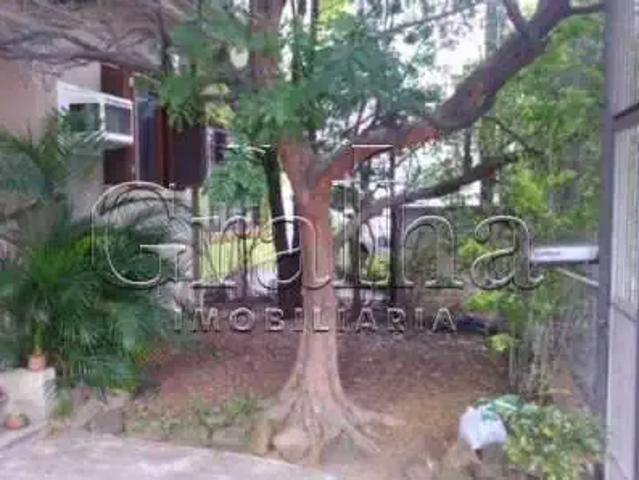 Casa / Sobrado para Venda em Porto Alegre/RS Floresta 2 Quartos