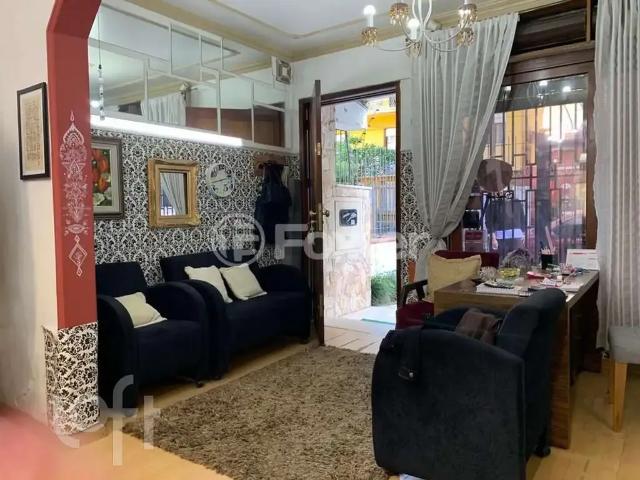 Casa / Sobrado para Venda em Porto Alegre/RS Floresta 3 Quartos