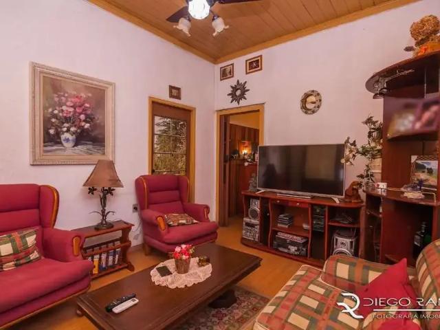 Casa / Sobrado para Venda em Porto Alegre/RS Floresta 3 Quartos