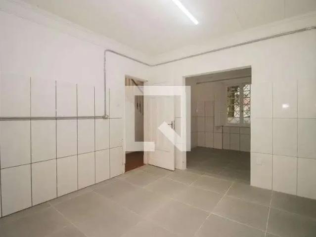 Casa / Sobrado para Venda em Porto Alegre/RS Floresta 3 Quartos