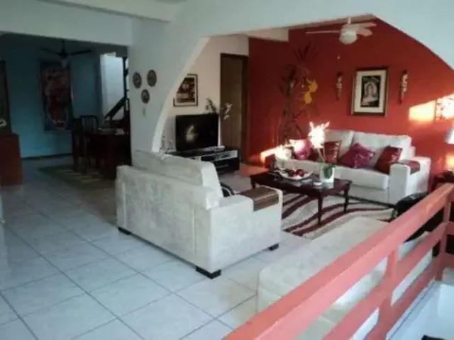 Casa / Sobrado para Venda em Porto Alegre/RS Floresta 3 Quartos