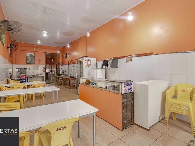 Casa / Sobrado para Venda em Porto Alegre/RS Floresta 3 Quartos